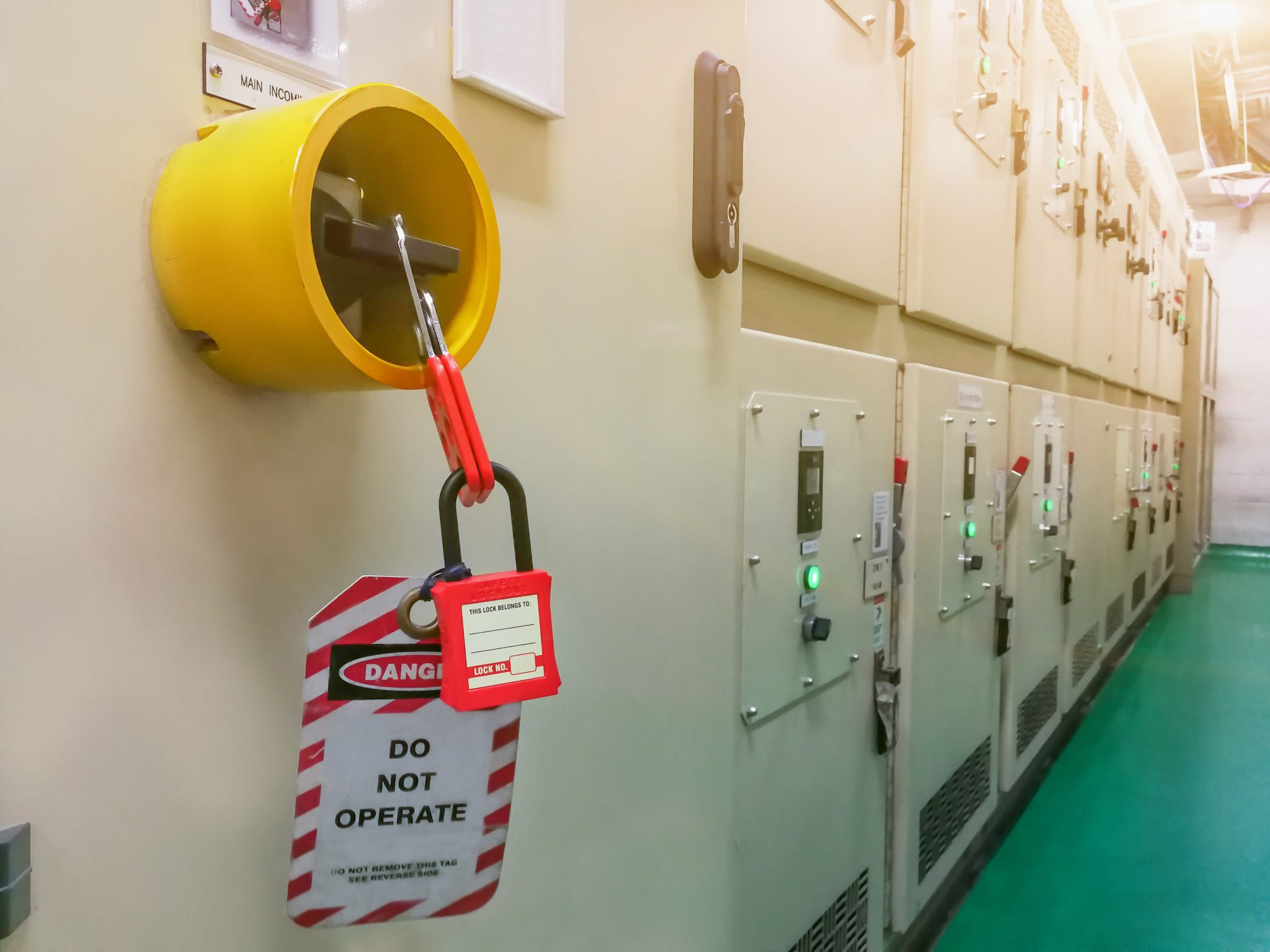 Safety Guide For Hazardous Energy Lockout Tagout Gottstein Corporation
